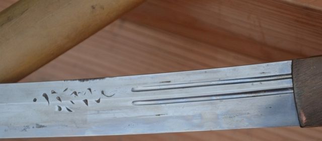 Japanese Swords, Flag & MINT Type 100 Bayonet in WWII shipping crate ...