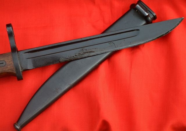 Japanese Swords, Flag & MINT Type 100 Bayonet in WWII shipping crate ...