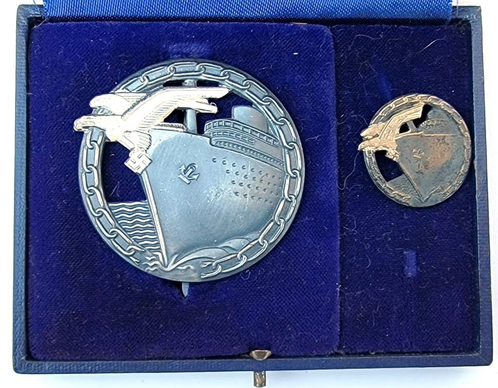 WWII German Kriegsmarine Blockade Runner Badge & Stick Pin Cased Set ...