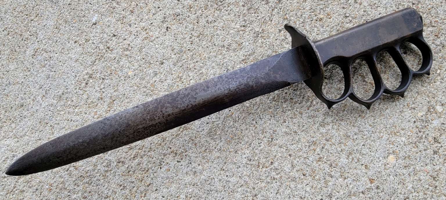 WW1 U.S. 1918 Trench Knife LF&C WWII Reissue - Warpath