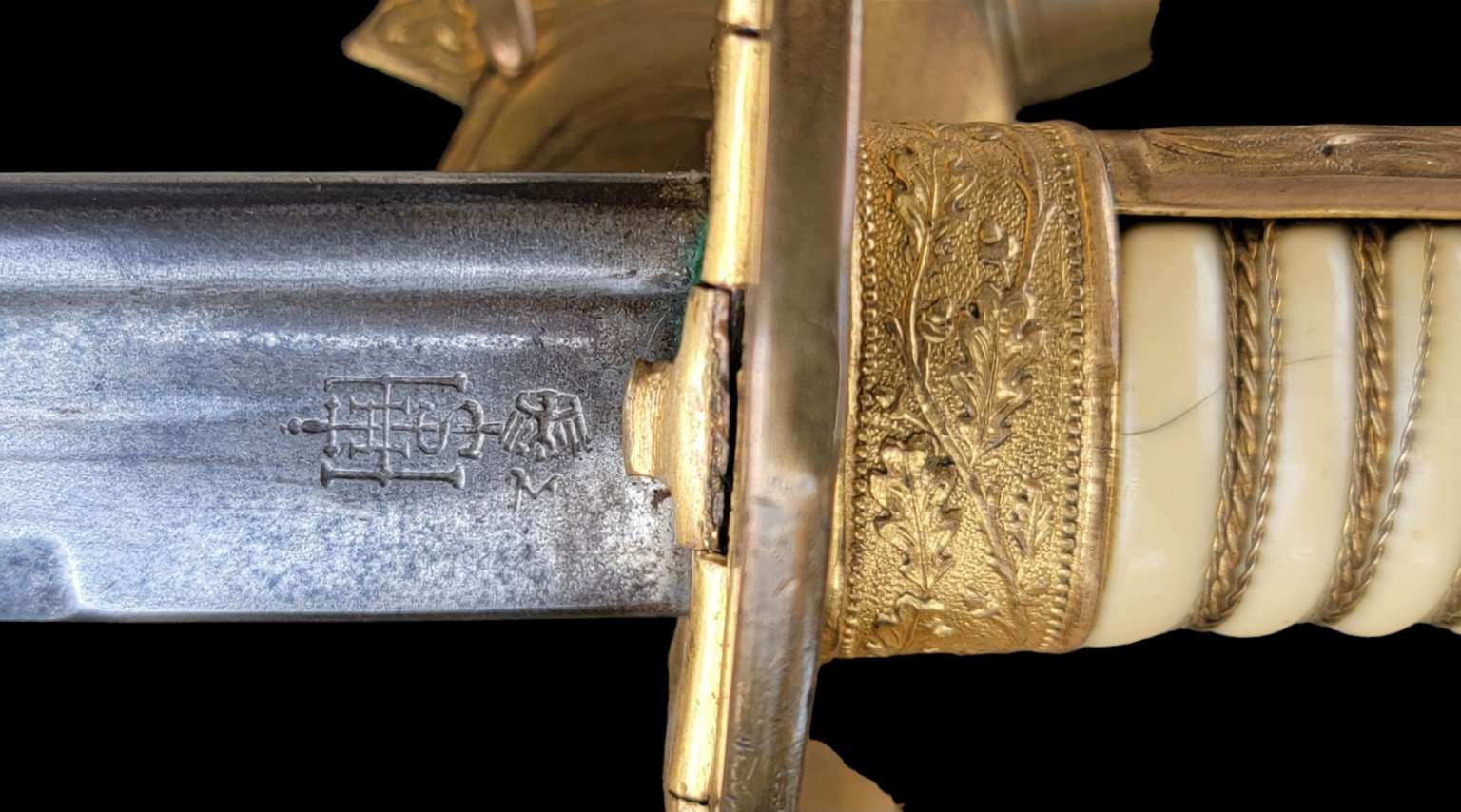 WWII GERMAN KRIEGSMARINE OFFICER'S SWORD (E. & F. HORSTER Solingen ...